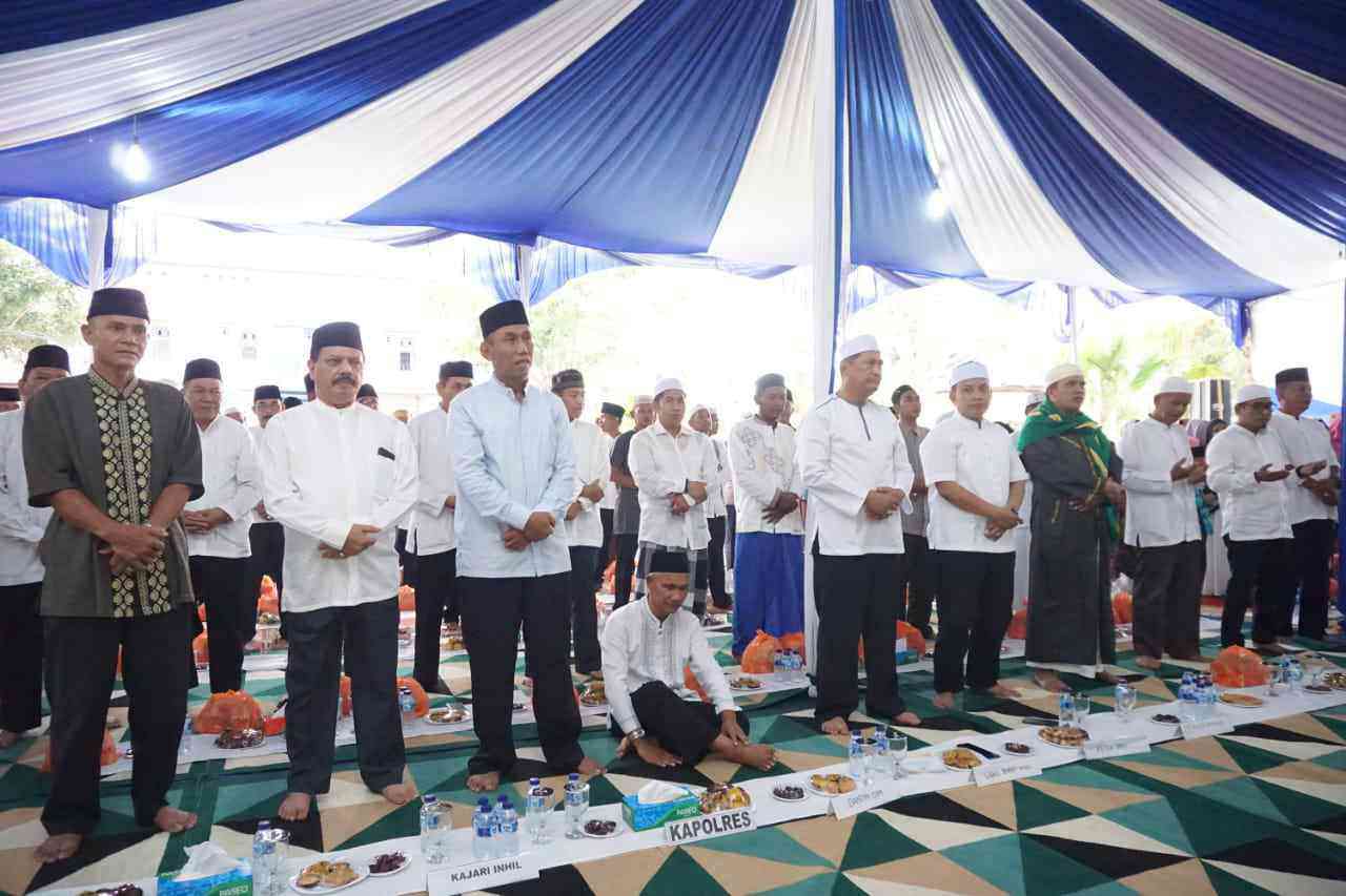 Wabup Inhil Taja Syukuran dan Buka Puasa Bersama di Kediaman Dinas ... Wabup Inhil Taja Syukuran dan Buka Puasa Bersama di Kediaman Dinas ...